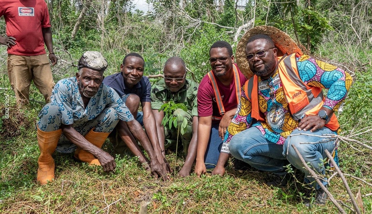 GDIZ hosts a reforestation initiative in the sacred forest of Anavié ...